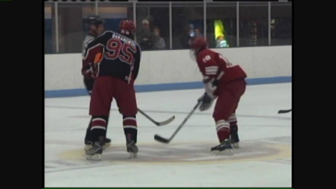 Ice Hogs - Razorback Hockey - YouTube