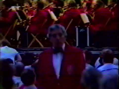 Ferko String Band - 1987 Mummers Museum Concert - YouTube