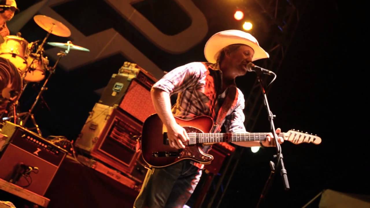 On the Golf Course with Country Music Singer Kyle Park - YouTube