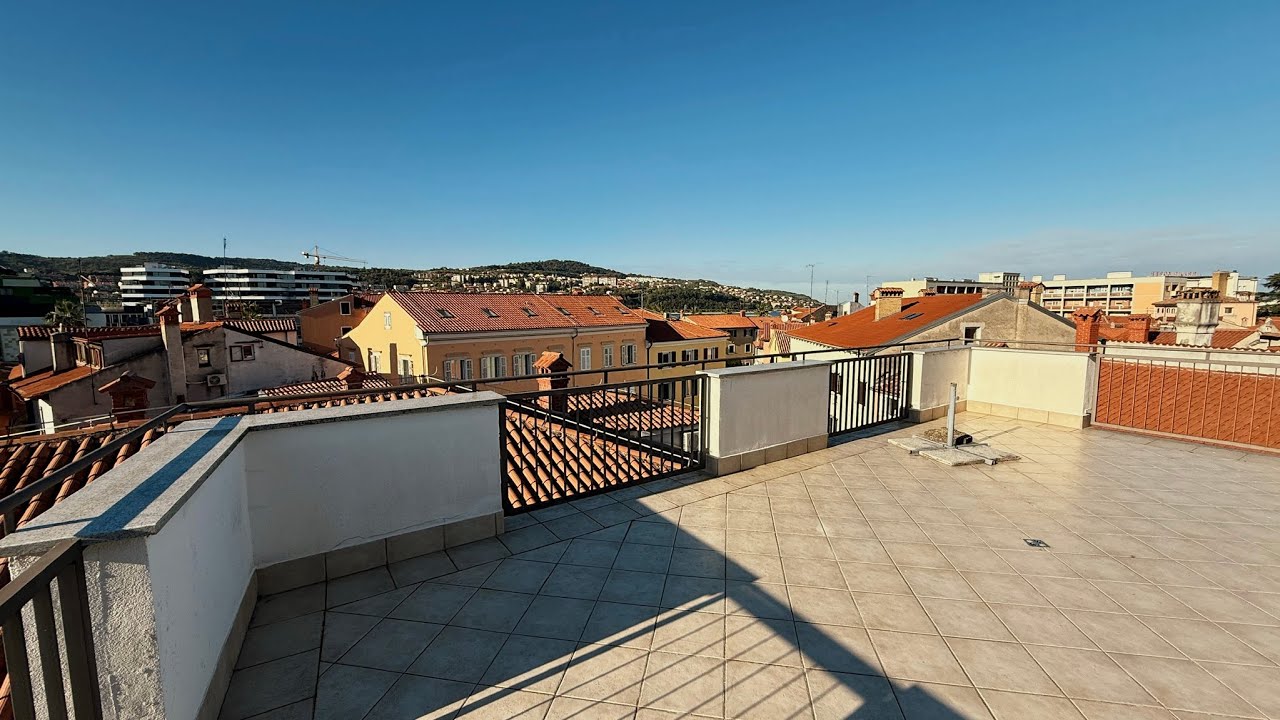 KOPER CENTER, Staromeščansko stanovanje, NTP 191 m2, ☎️ +386 (0)68 648 ...