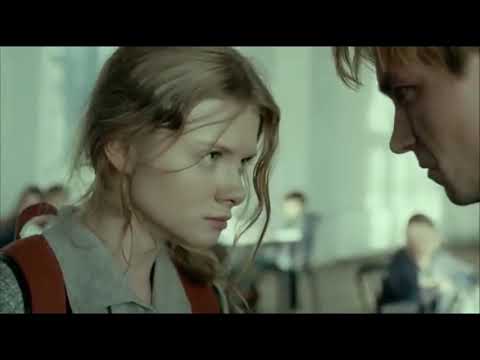 ЗАСТУПИЛСЯ ЗА ДЕВУШКУ И ВЛЮБИЛСЯ В НЕЁ