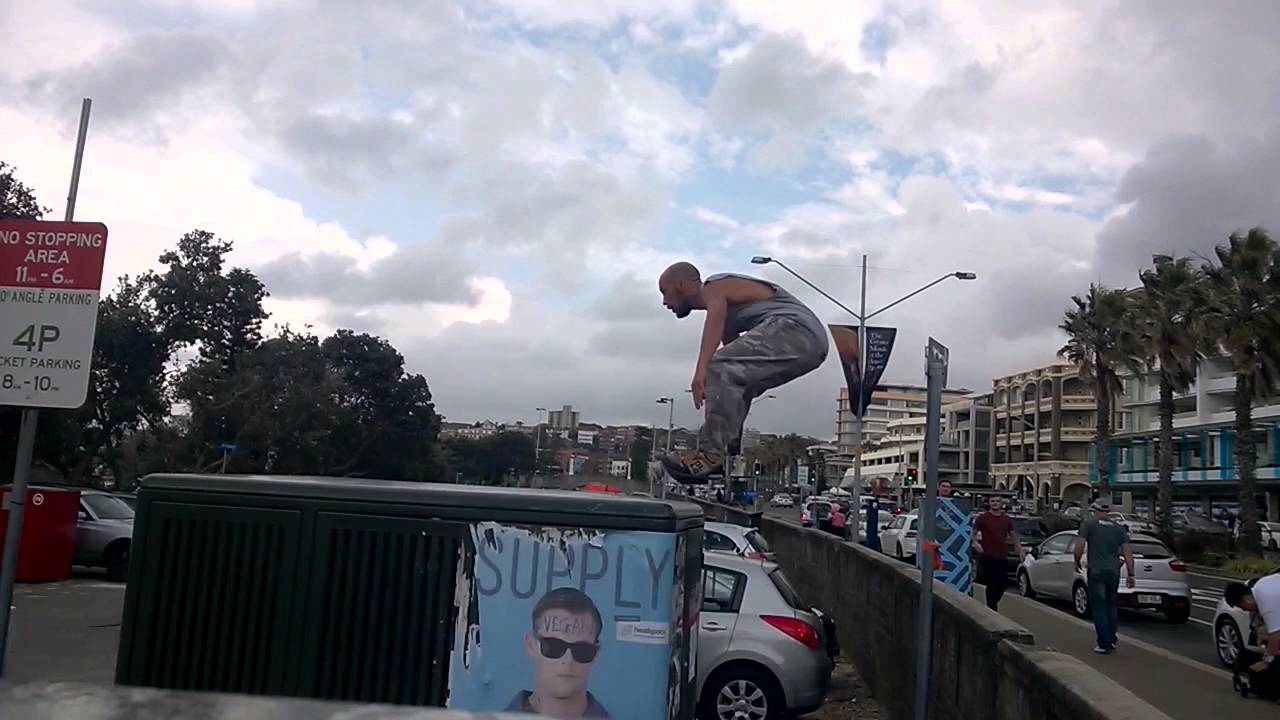 Box jump/roll/landing Ballistic Agility Routine - YouTube