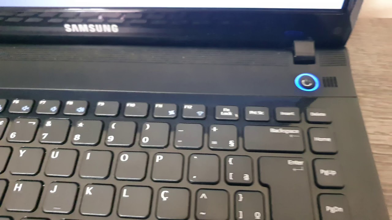 Vendo Notebook Samsung 300e Intel Core i5 - YouTube