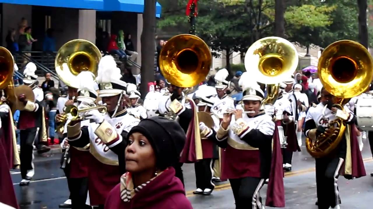 Charlotte Thanksgiving Carrousel Parade 2010 #12 - YouTube
