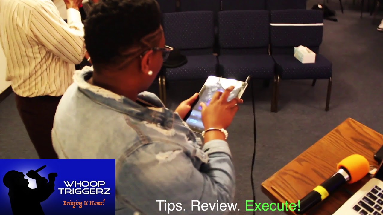 She's using the Android Whoop Triggerz app for the first time! - YouTube