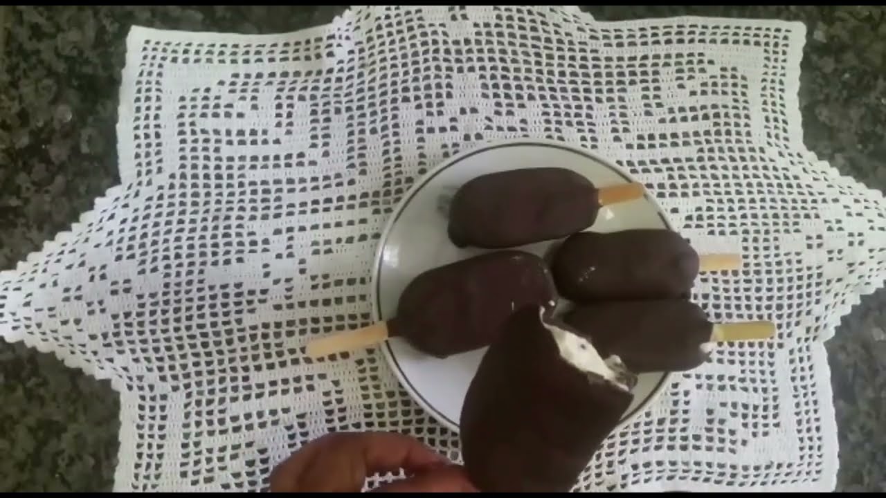 FAÇA VOCÊ MESMO! Com poucos ingredientes, Picolé Tipo Magnum é Cremosão ...