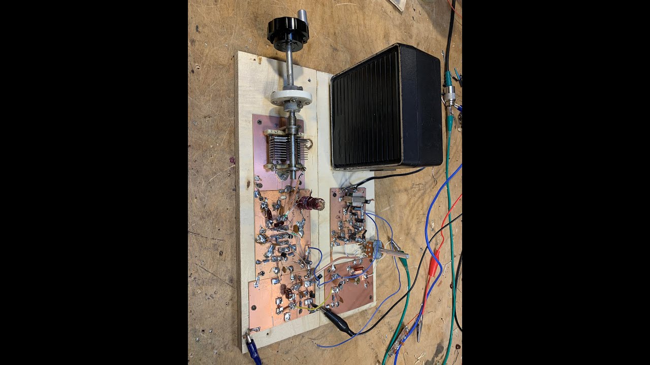 40 Meter Bandsweep with Direct Conversion Receiver - YouTube