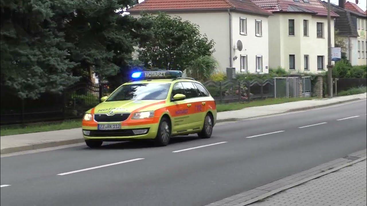 NEF Zeitz auf Einsatzfahrt - YouTube