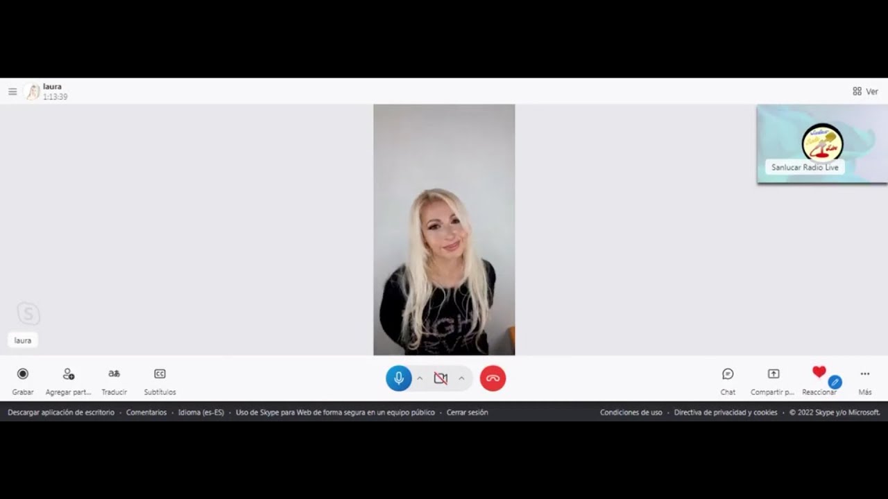 Entrevista a Laura Lara en Sanlucar Radio Live (Fashion Music) - YouTube