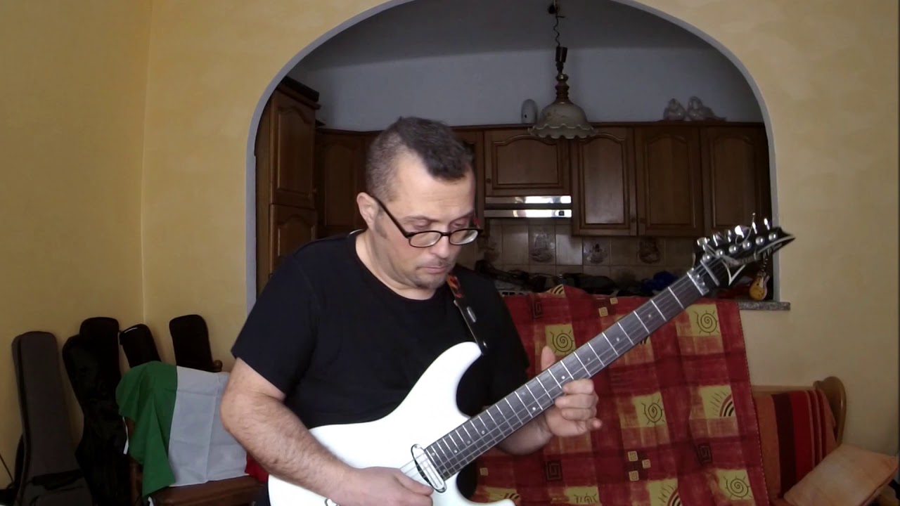 JOE SATRIANI ENERGY COVER ESEGUITA DA JOE MANGINI - YouTube