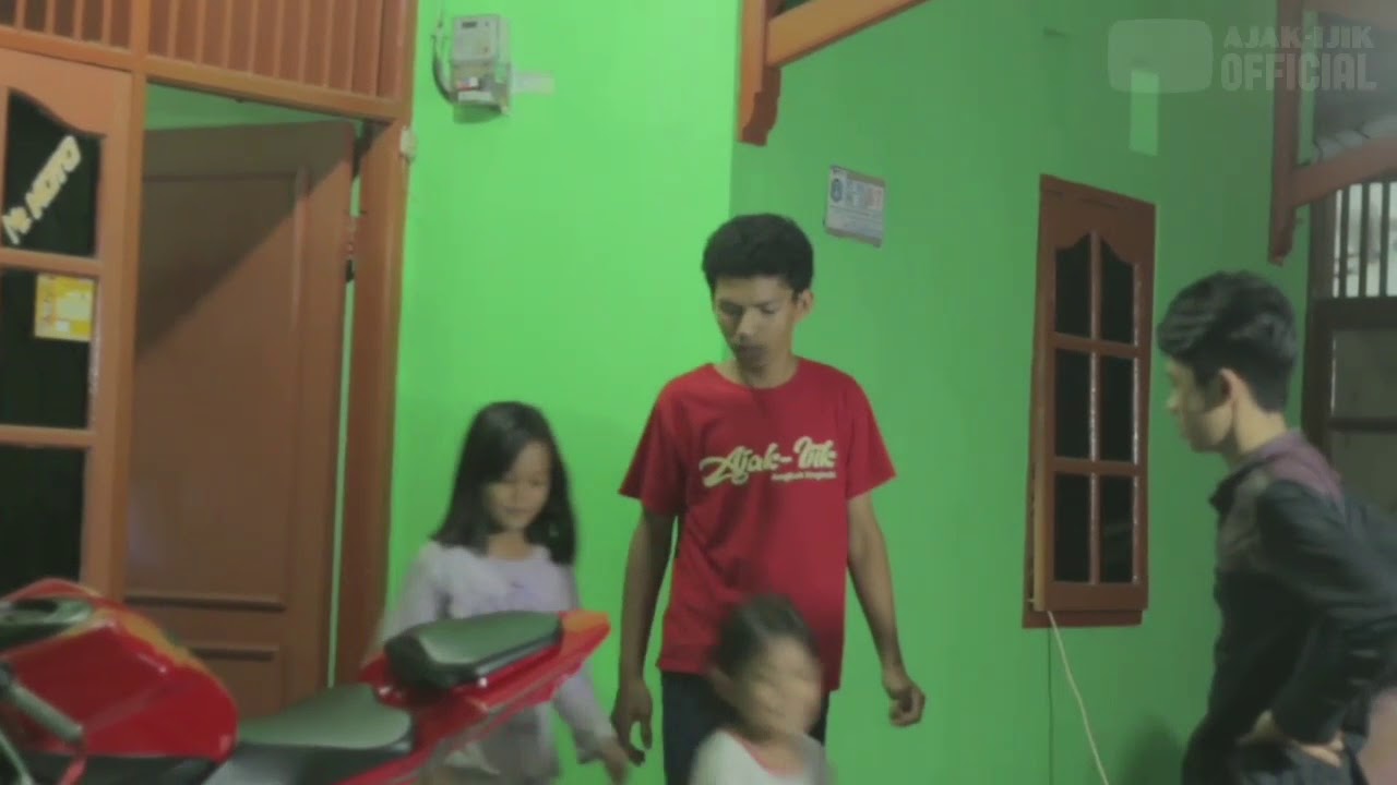 LUCU.... VIDGRAM - NGAPELIN CEWE - YouTube