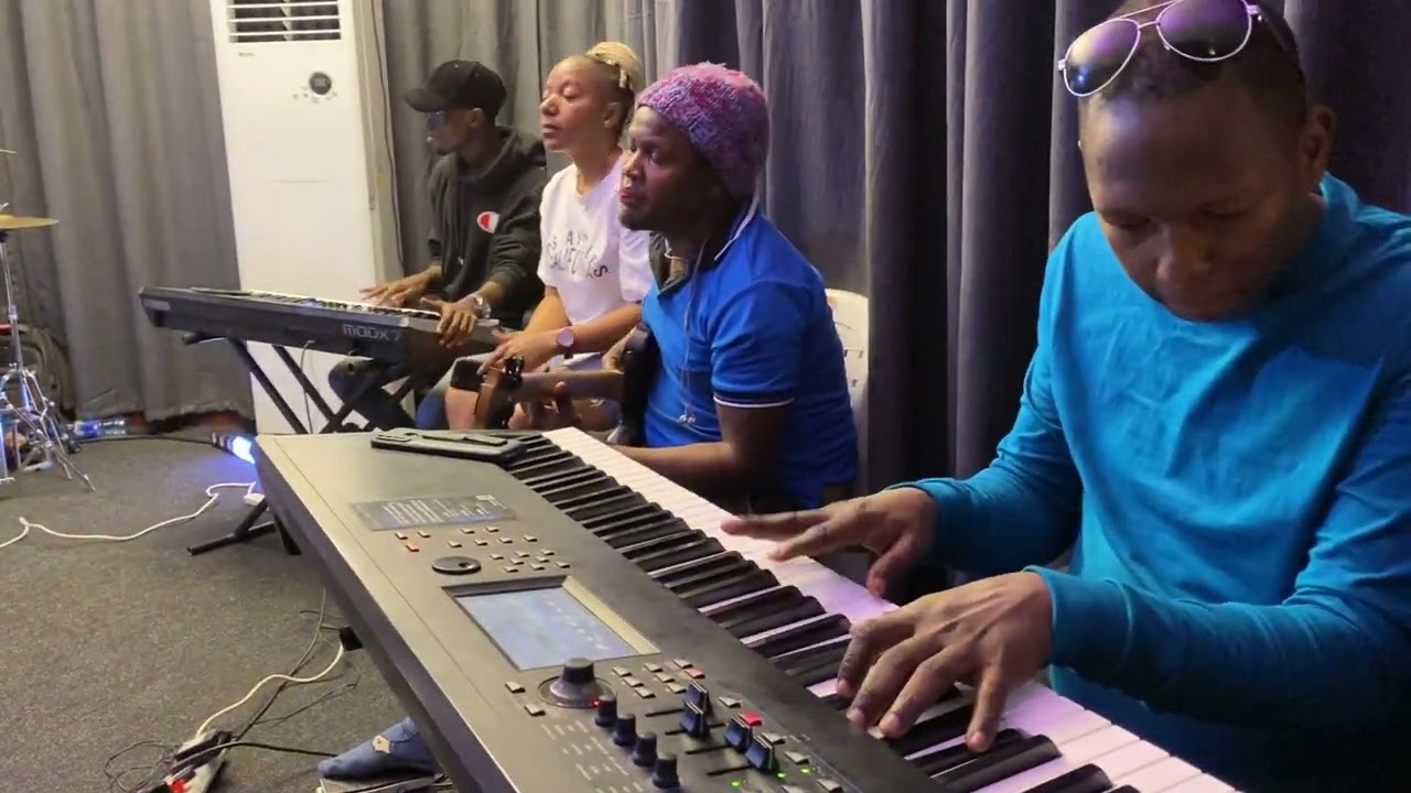 Rayvanny Ft Zuchu - Number One LIVE Arrangement With The LAB - YouTube