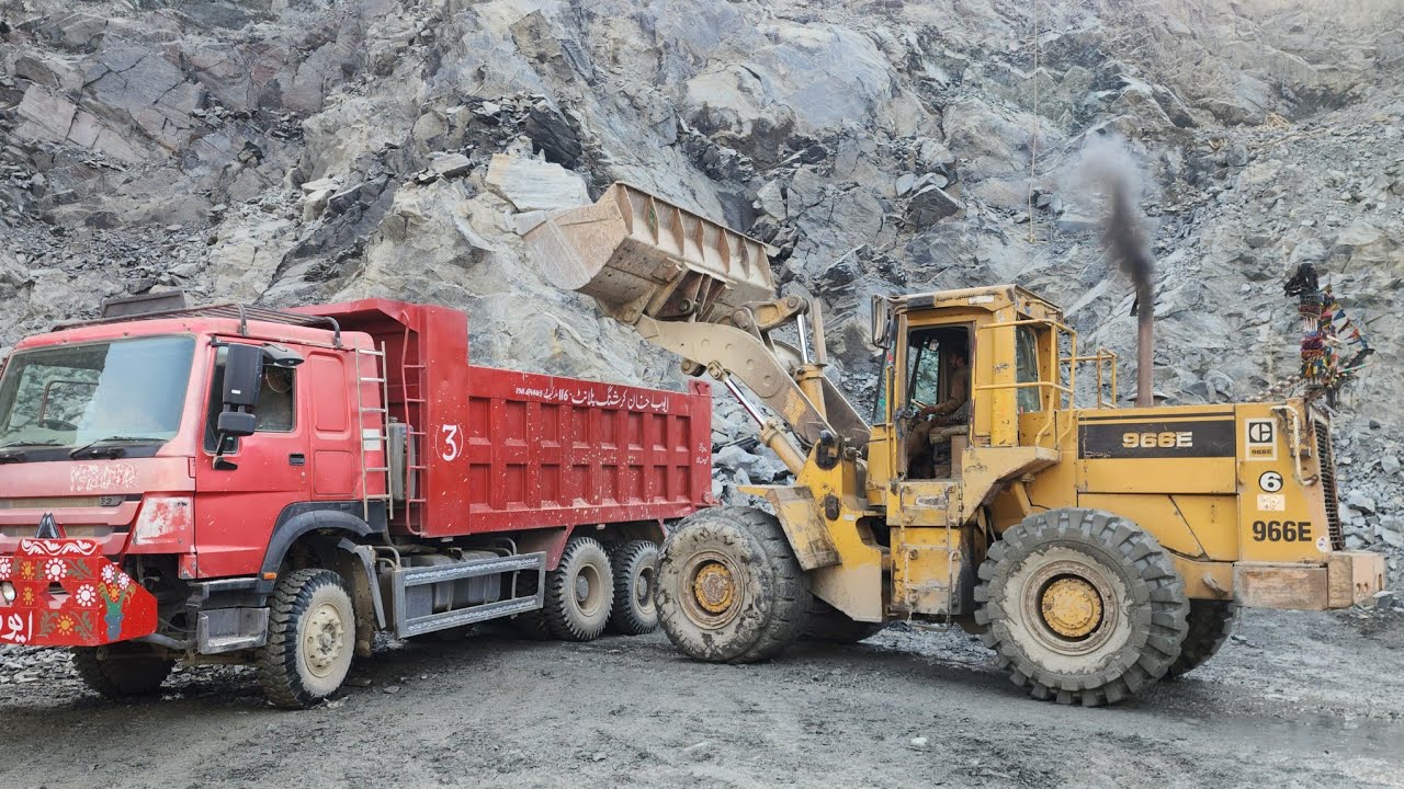 Massive Rock Loading | Caterpillar 966E Loader Working Hard | Big Rock ...