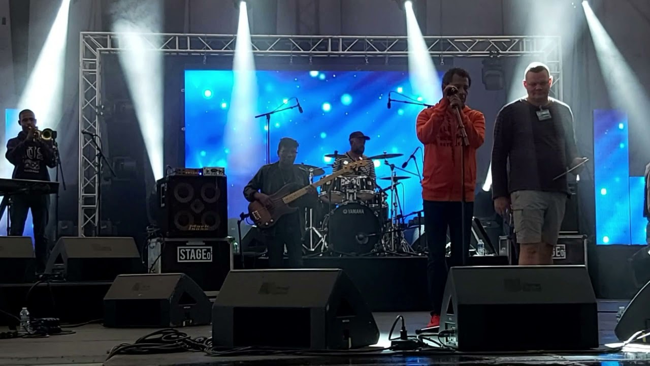 Cassiya live sega - YouTube