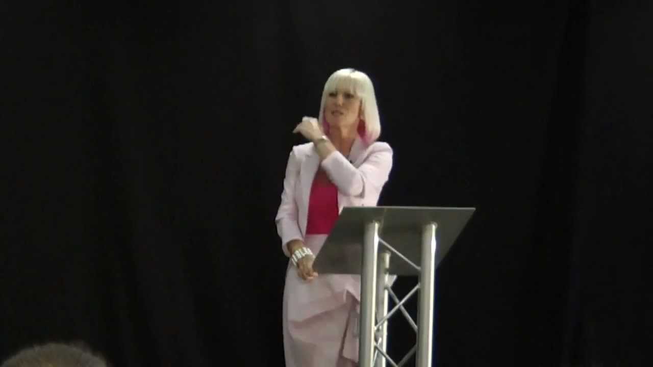 Ali Cameron-Daw - Bite-Size Business Training - YouTube