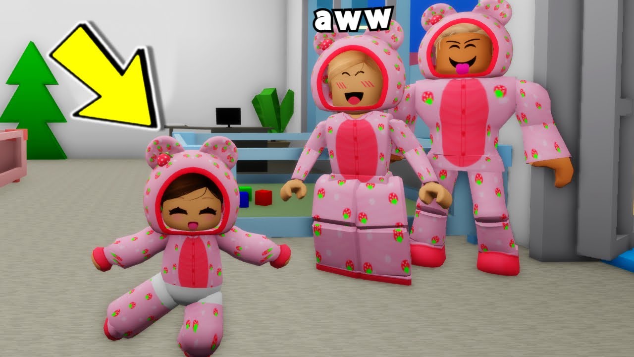 Brookhaven, But I Become a CUTE PLUSHIE to COPY ODERS.. - YouTube