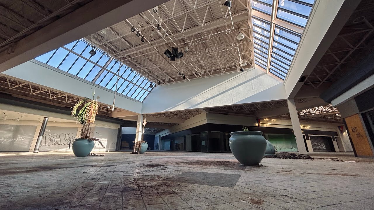 Greenspoint Mall: My Fifth Visit - YouTube