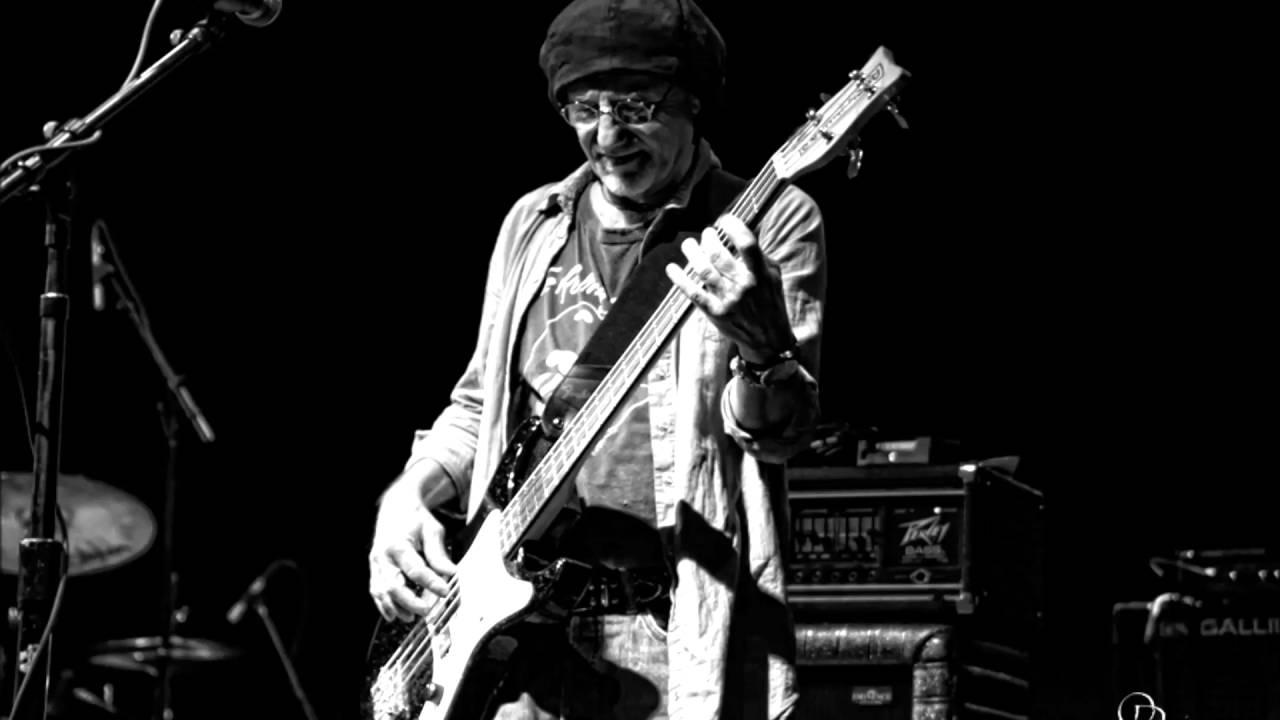 Feel This Way(Full Song Live) - YouTube