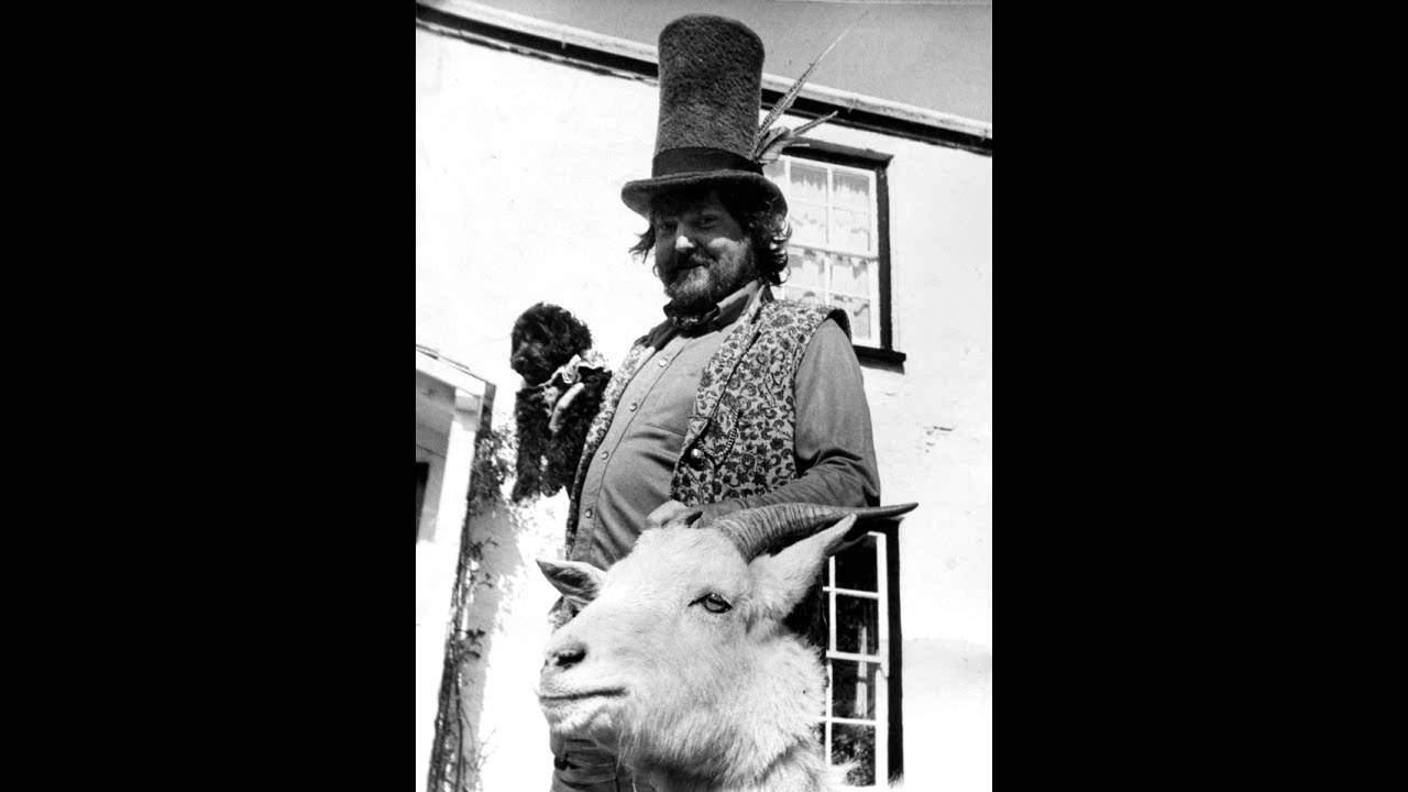 Tony 'Doc' Shiels - Alice (from Nnidnid 2&3). - YouTube