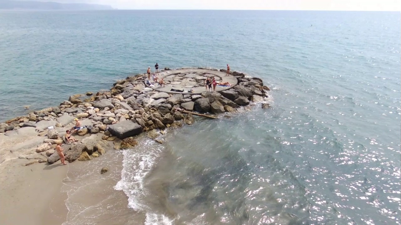 Ceriale - spiaggia Tempo d'estate - YouTube