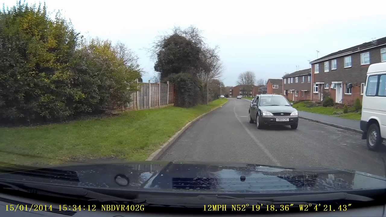 Oncoming Driver - Too Fast.... avoiding action required !! - YouTube