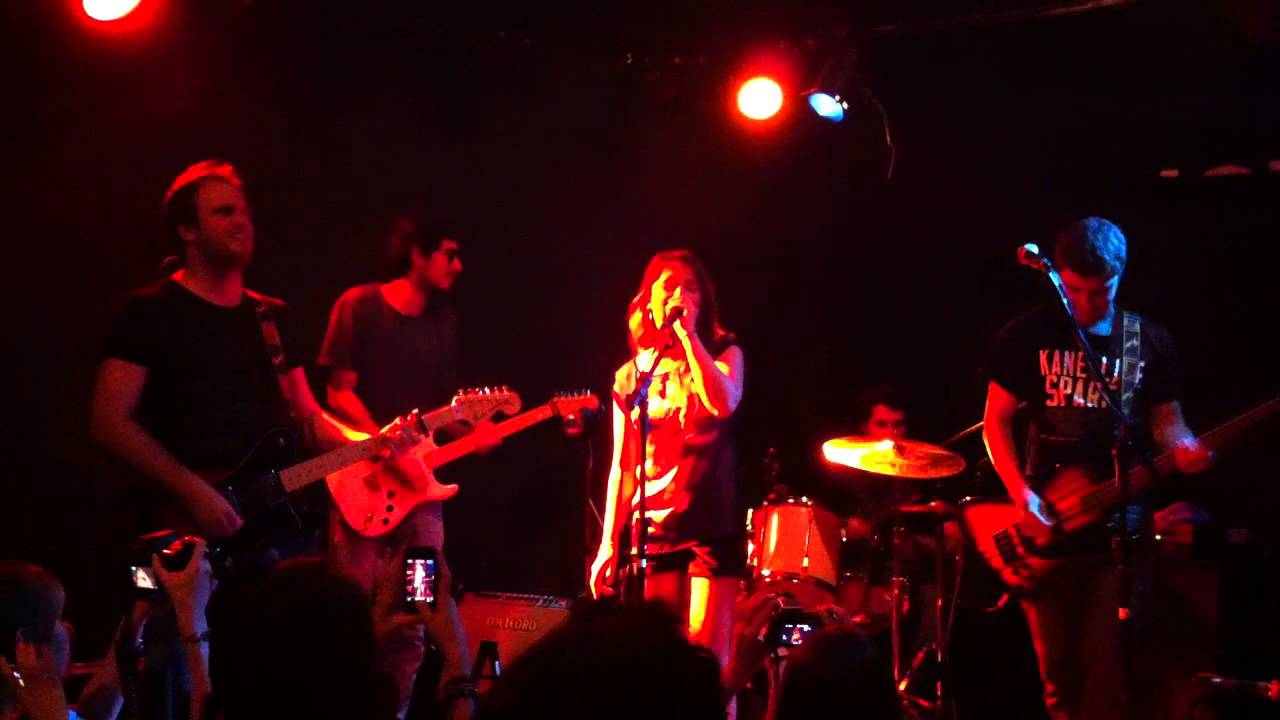 Mirantes - Valerie (Dhomba - Porto Alegre - 04/10/2012) - YouTube