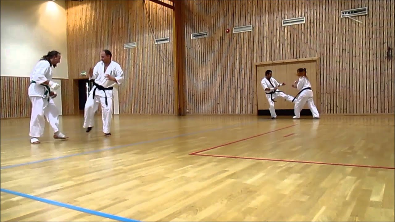 Kyokushin Grading Sparring Jan 2014 - Arendal Karate Klubb - YouTube