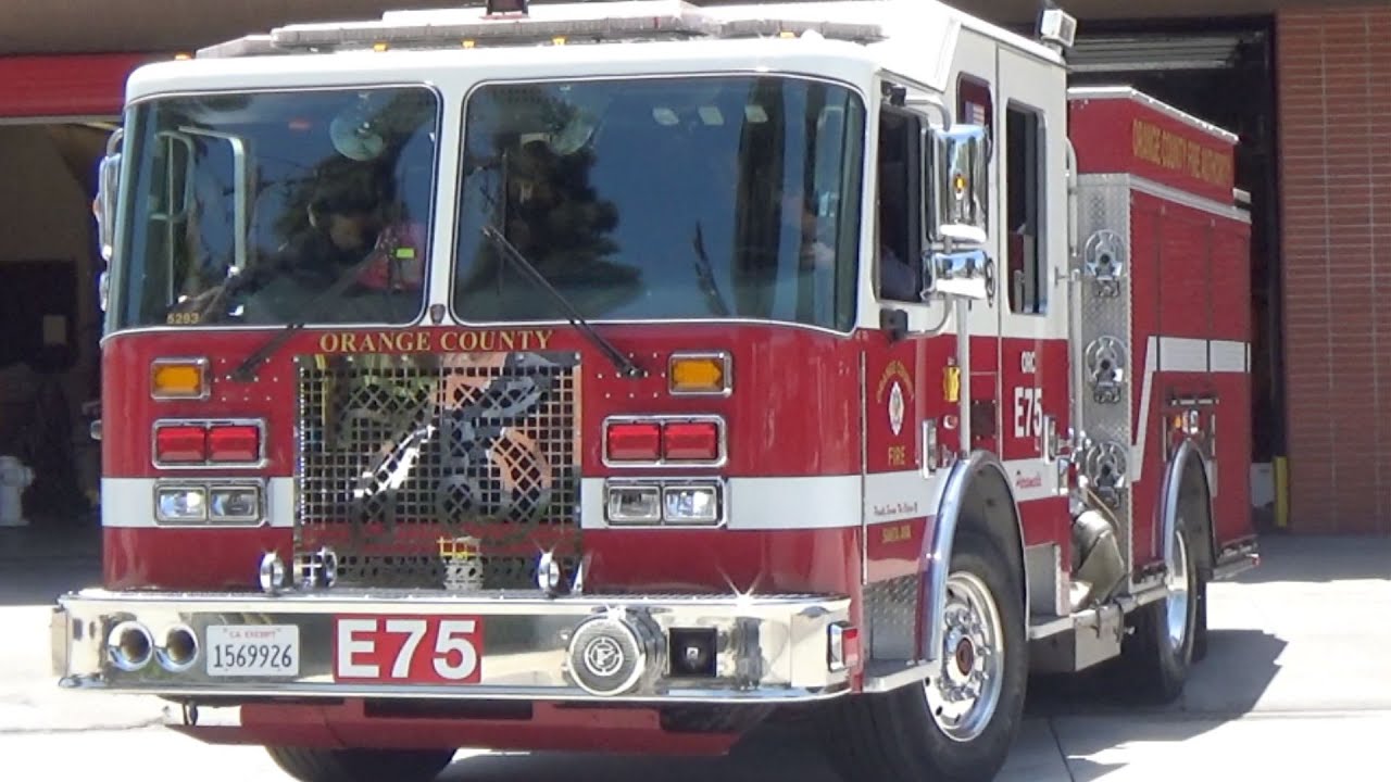 OCFA Engine 75 responding - YouTube