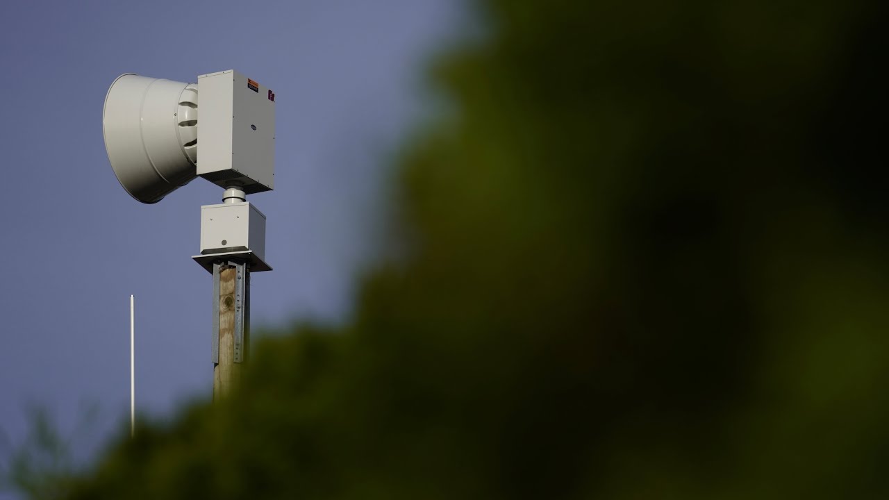 Federal Signal 2001-130 Siren Test - 1min Alert - Evanston, IL 7/5/22 ...