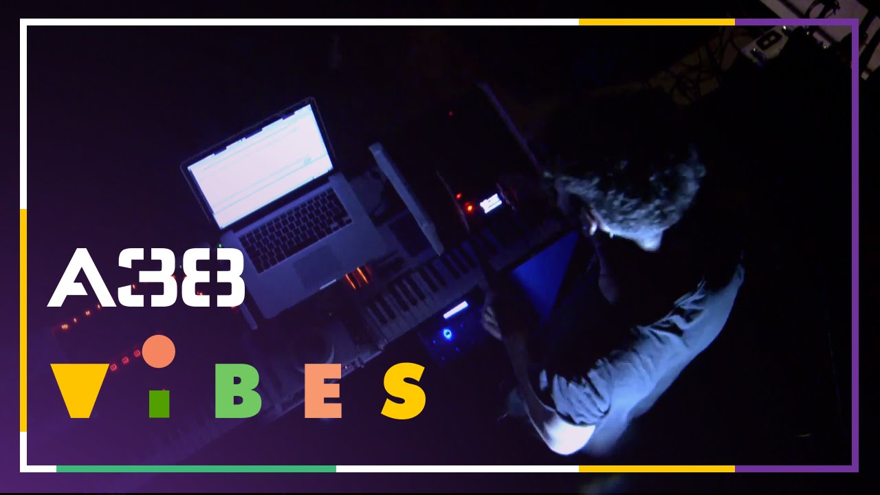 Kilian & Jo - Suburbia // Live 2016 // A38 Vibes - YouTube