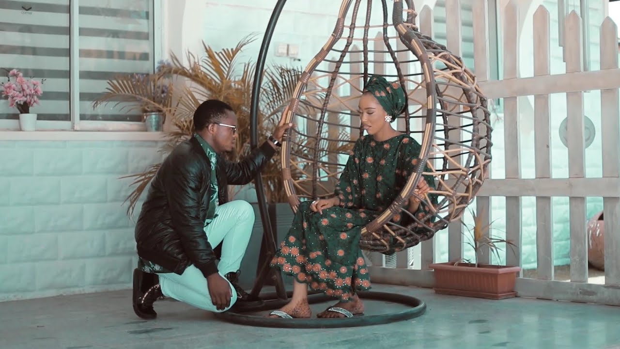 Sabuwar Waka (Zan Baka Sako) Latest Hausa Song Original Official Video ...