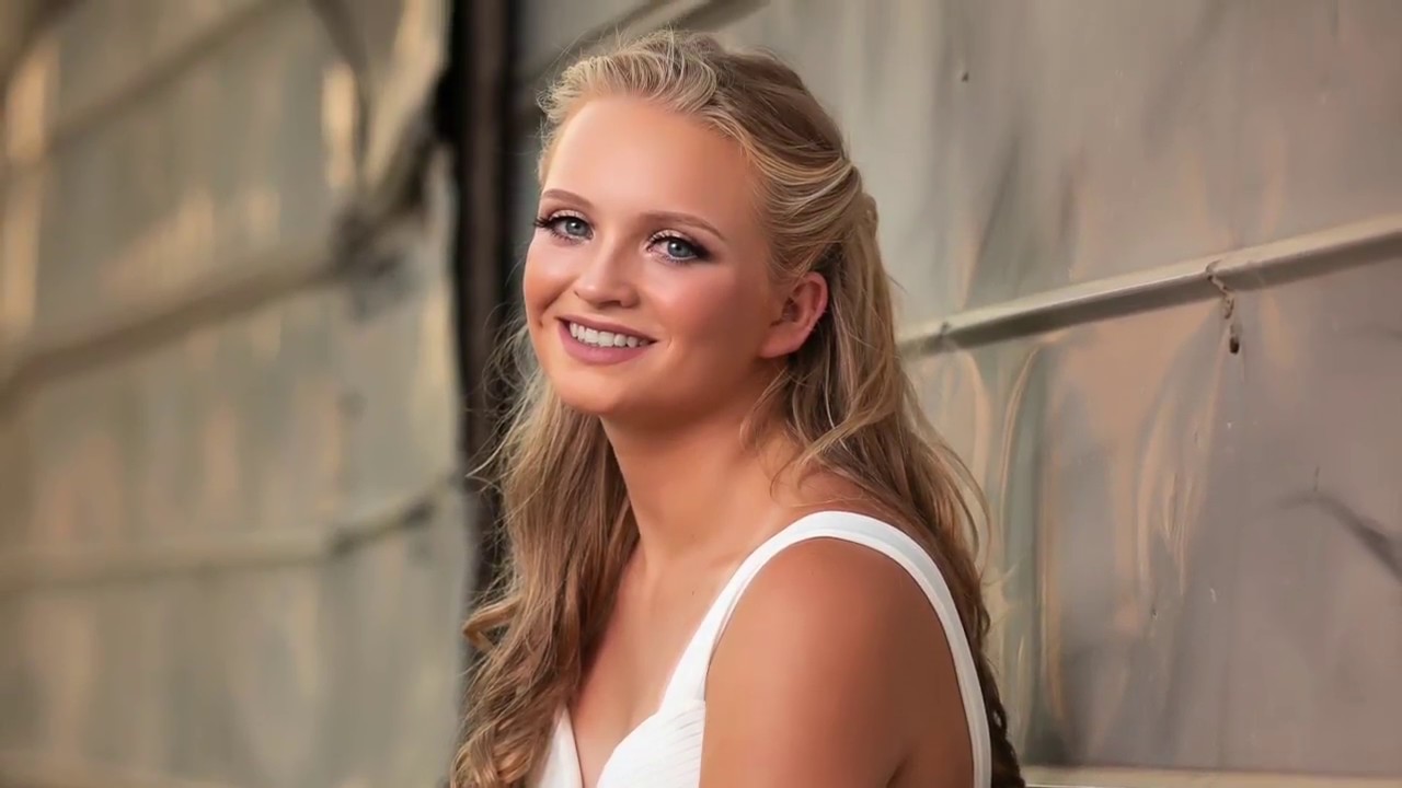 Silver Image Photography - Olivia 2019 Senior Model - YouTube