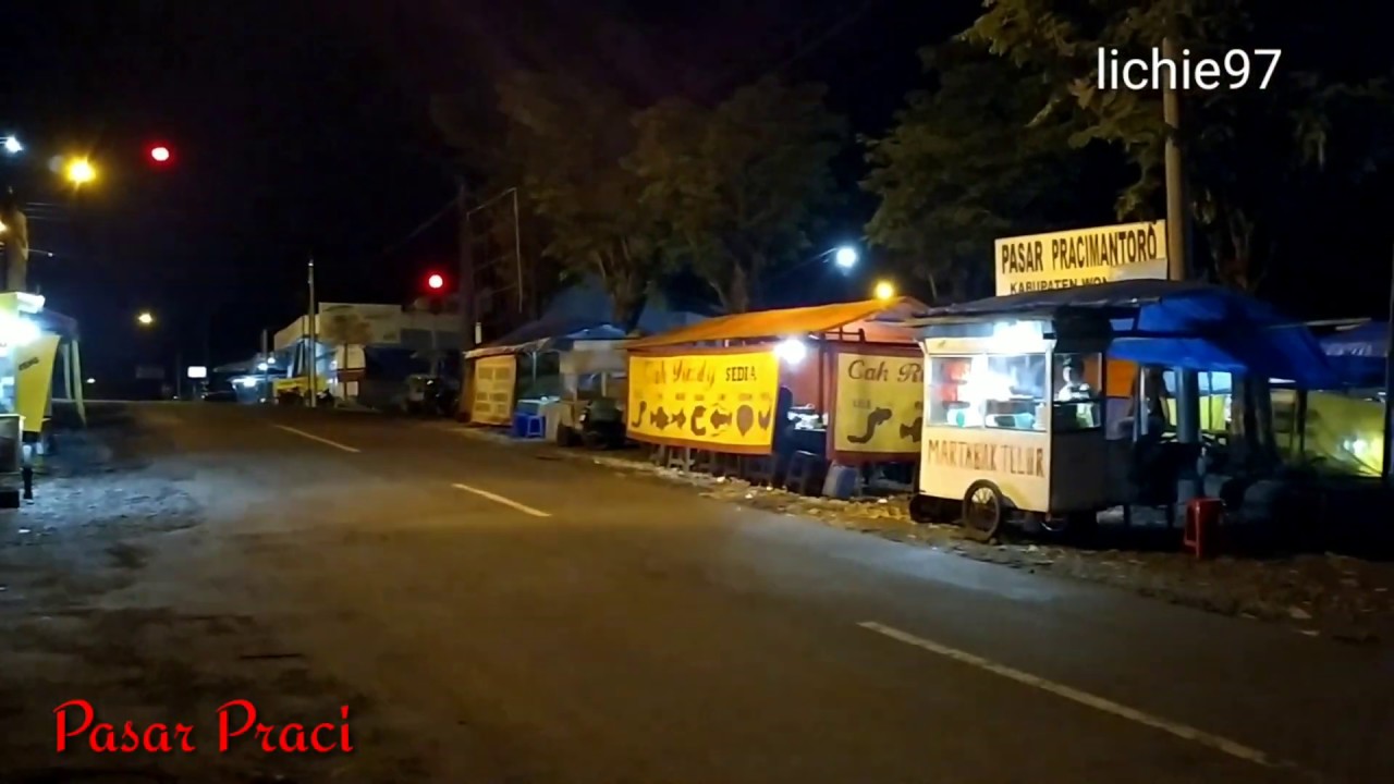 Terminal Pasar Pracimantoro waktu malam - YouTube