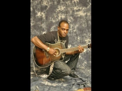 Gerald Francois Nostalgie OFFICIAL VIDEO - YouTube