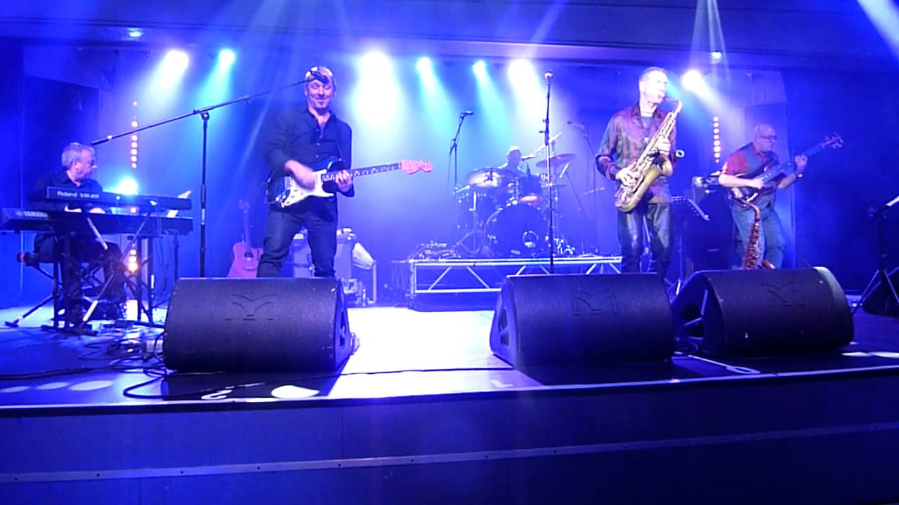 Snake Davis Band 23.1.16 Medley Of Songs - YouTube