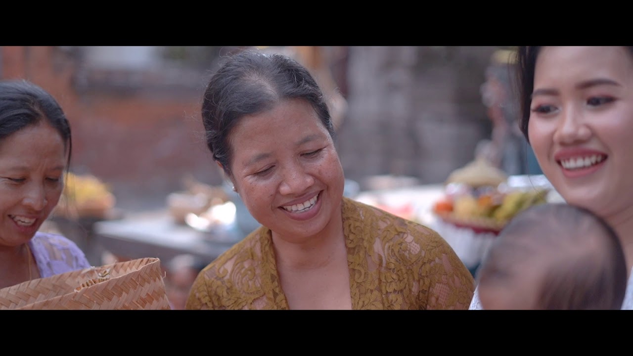Traditional Ceremony | 3 Bulanan Bali (Umur Bayi 3 Bulan) Cinematic ...