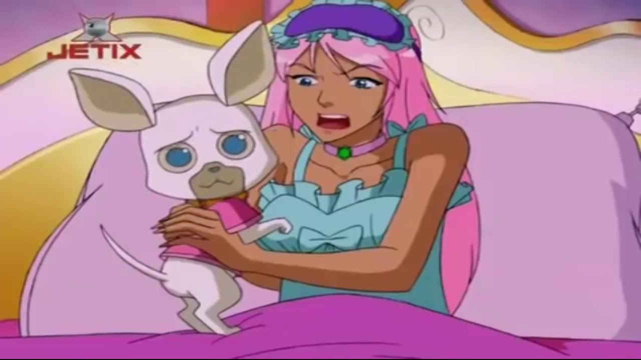 Spioanele | Sezonul 4 | Episodul 14 | Mostenitoarea malefica - YouTube