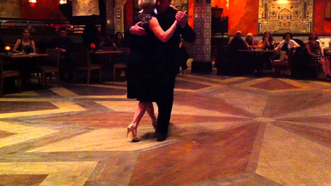 Claudio Strang & Isabella Szymonowicz dance to a Tango in Chicago at ...