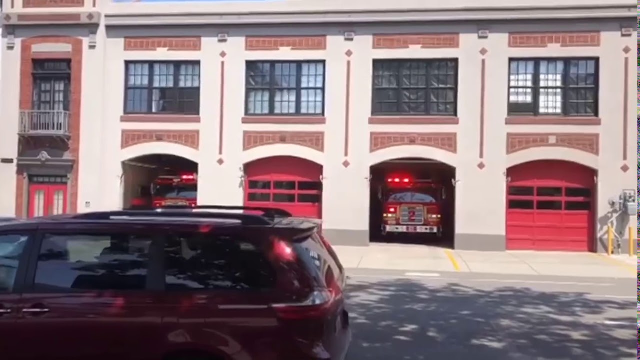 Seattle Fire Dept. Engine 2 and Ladder 4 Responding - YouTube