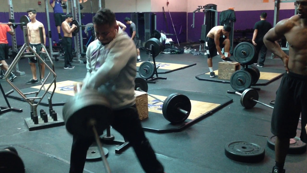 Muscle Forge: Landmine Rotations - YouTube