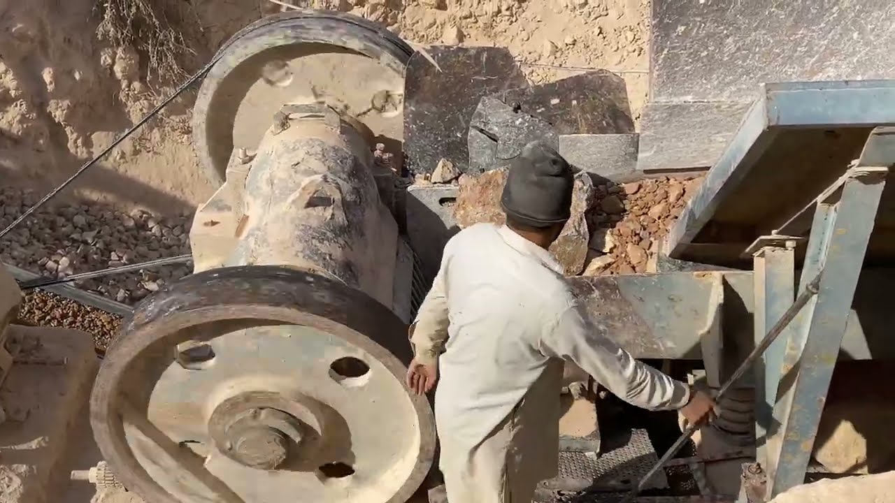Incredible Work | Big Rock Crusher Machine | Hammer Man Breaking Big ...