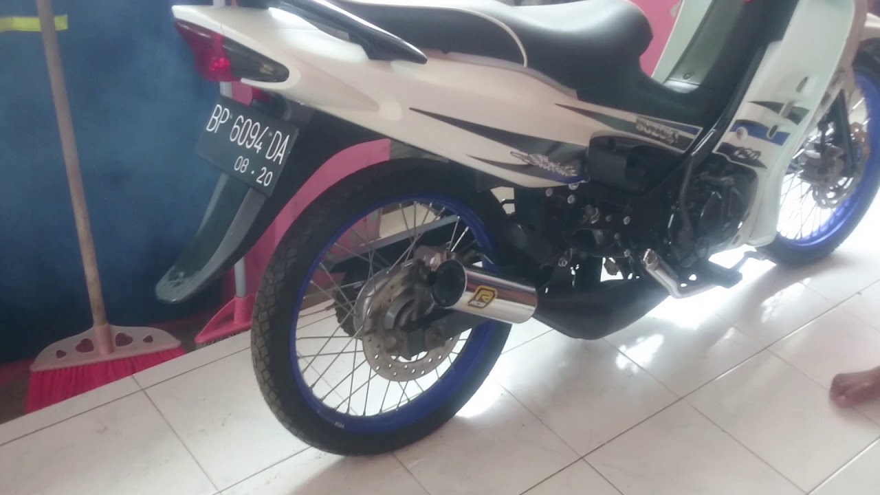 Suzuki Satria Hiu 120 VS Modenas Dinamik 120 - YouTube