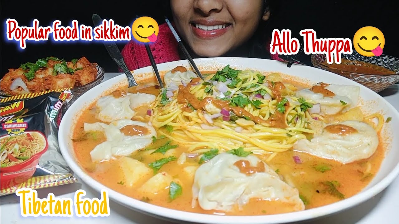 SIKKIM'S POPULAR STREET FOOD ALOO THUPPA😱😋,ALOO THUPPA EATING CHALLENGE ...