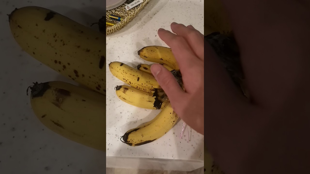 Slap banana - YouTube