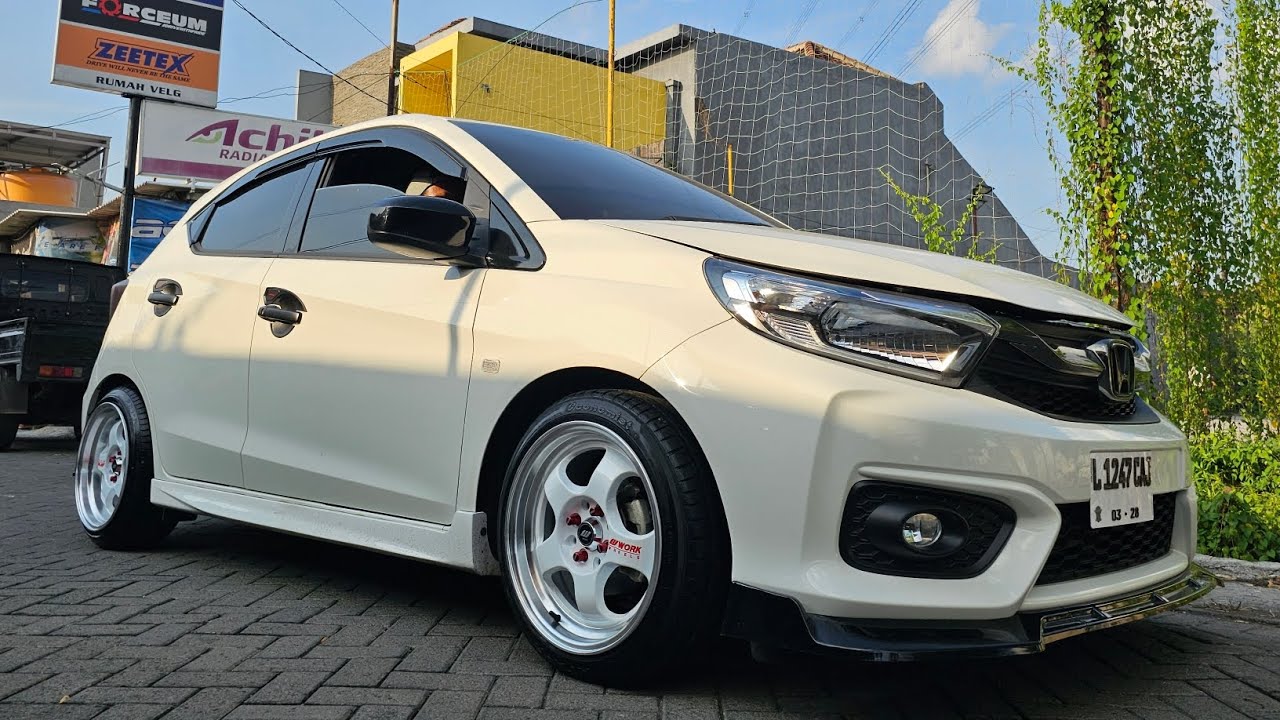 Modifikasi Honda Brio menggunakan Velg R16 Work S1 🔰 Lebar 7/8.5 Et.40/ ...