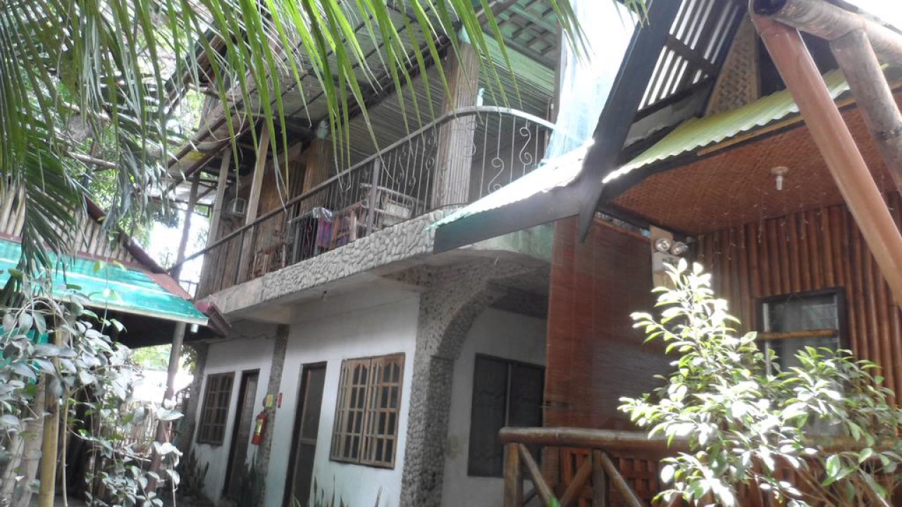 Victoria Guest House and Cottages - Puerto Princesa - Philippines - YouTube