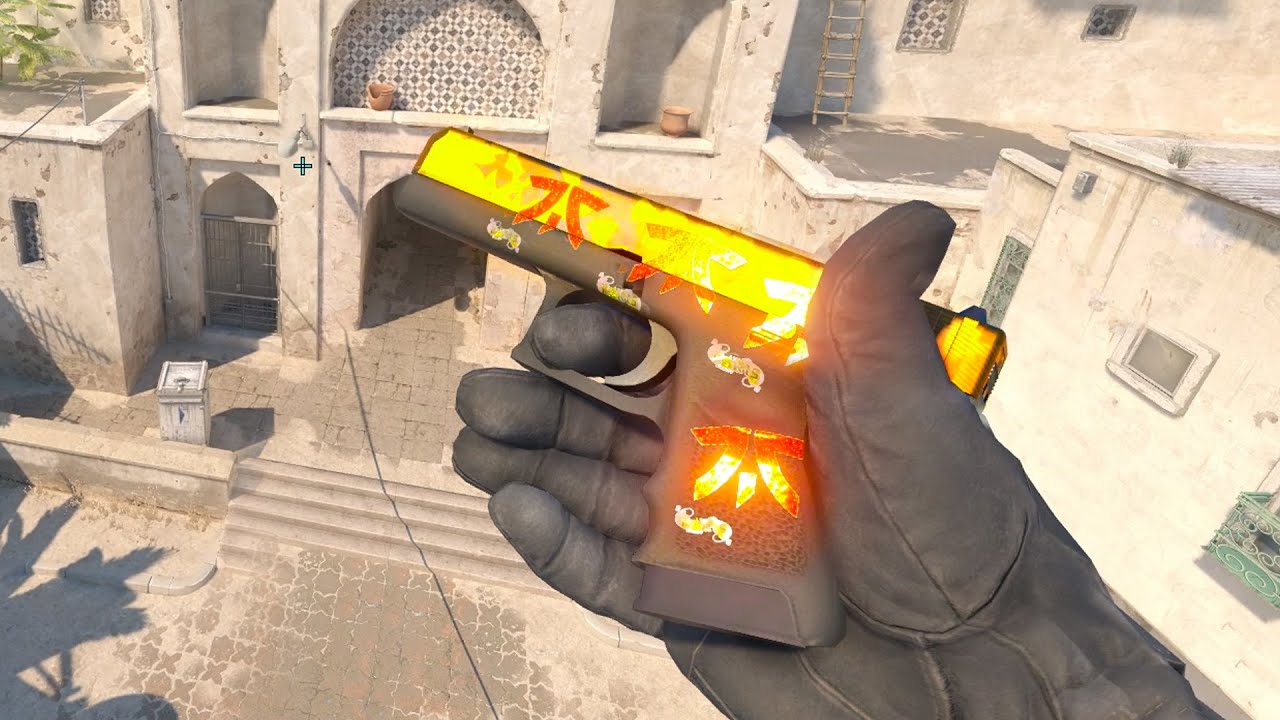 INSPECTING GLOCK 18 REACTOR WITH 4x FNATIC GLITTER PARIS INGAME CS2 ...