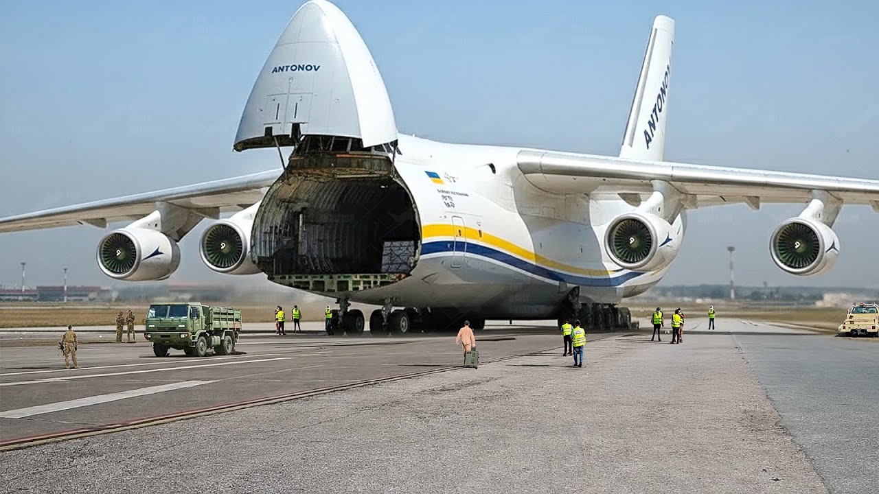 World’s Largest Soviet Cargo Aircraft in Action - YouTube