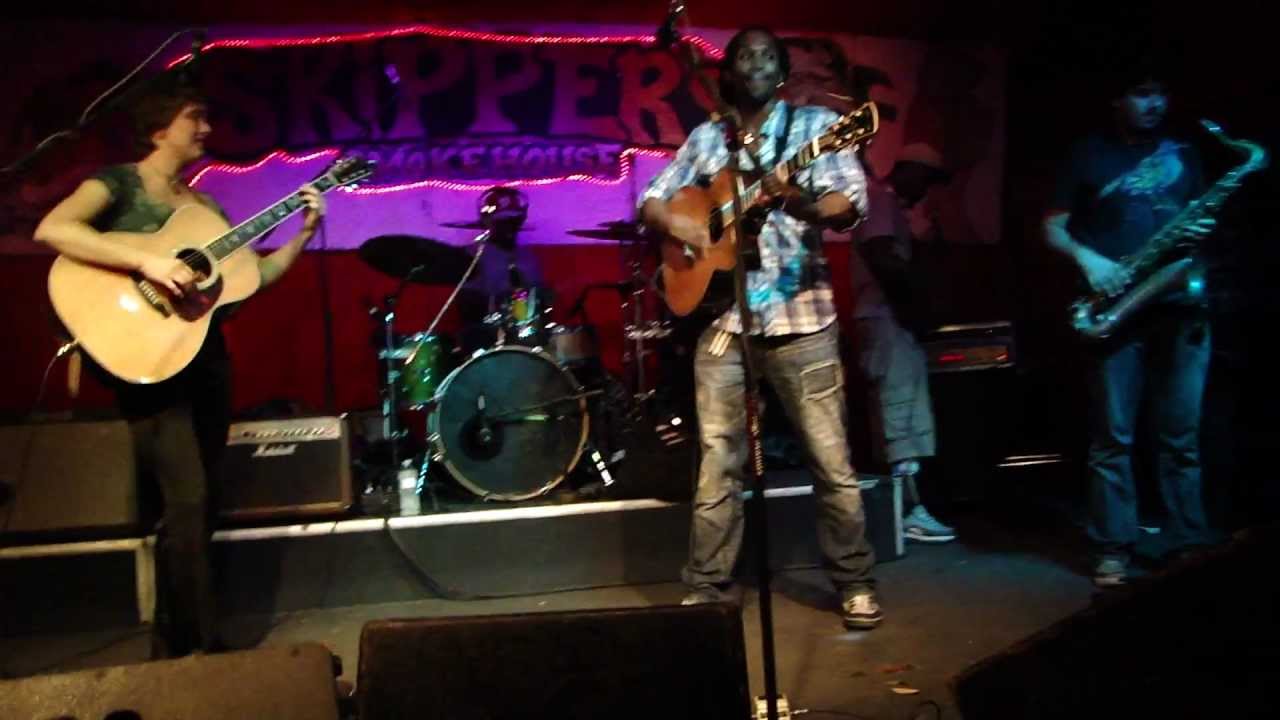 Skipper's Smokehouse - Christie Lenee and Chris McCarty - Tripping ...