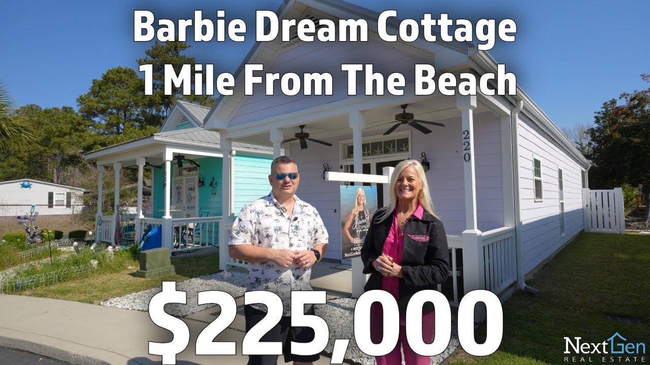 Inside a Murrells Inlet Barbie Cottage in South Carolina near Myrtle ...